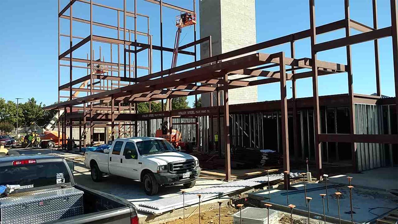 Cube Smart - Staley Steel